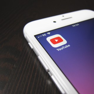 How To Listen to YouTube with the Screen Off on iPhone and Android ...