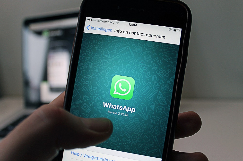 What Do The Little Checkmarks In WhatsApp Mean Tech Junkie what-do-the-little-checkmarks-in-whatsapp-mean-tech-junkie