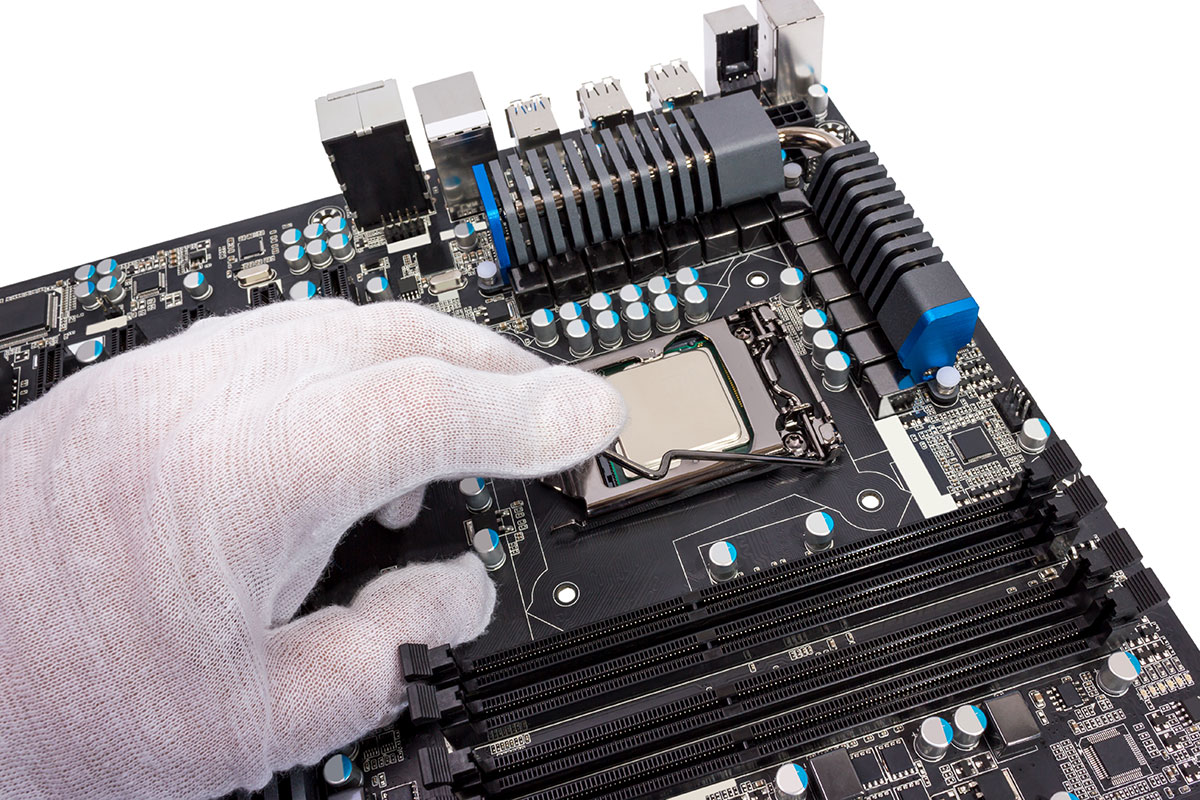 How to Install a New Motherboard - Tech Junkie
