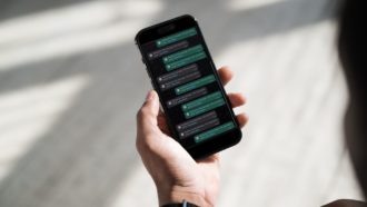 How to Fix the Waiting for This Message Error on WhatsApp - Tech Junkie